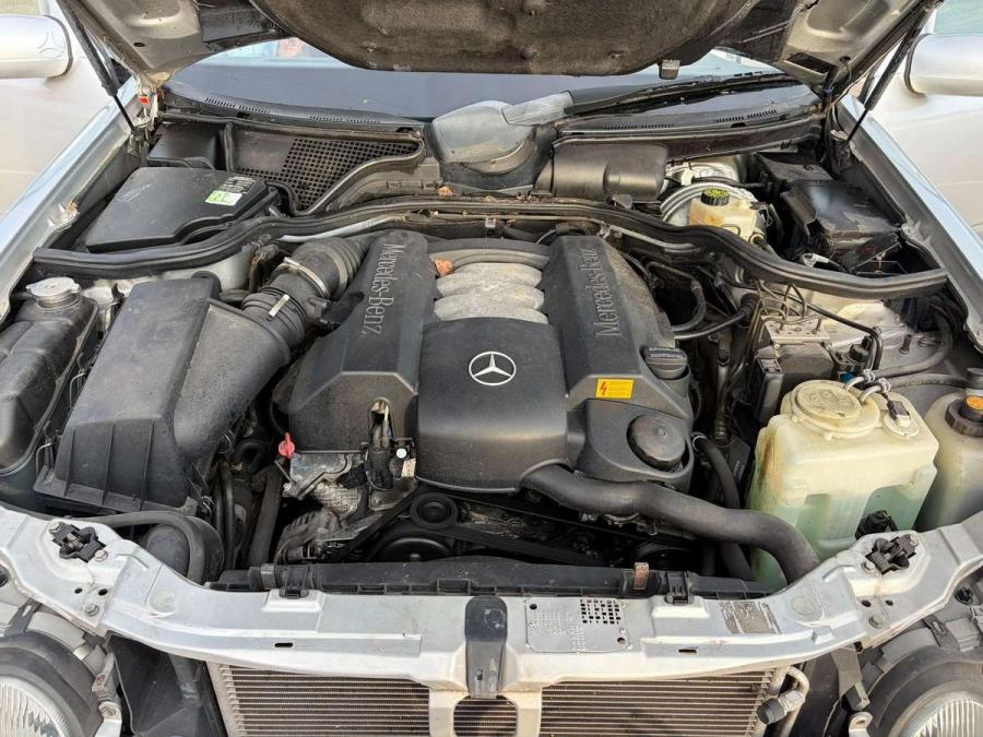 Серый Мерседес E 240 2002 в Пренай, объемом двигателя 2.60 л и пробегом 294 тыс. км за 2100 €, фото 18 на AUTOMOTO.COM.LV