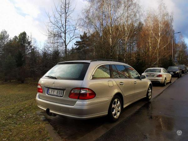 Grey Mercedes-Benz E 240 2003 in Vilnius, with an engine capacity of 2.60 L and mileage of 300 thousand km for 1650 €, photo 7 on AUTOMOTO.COM.LV