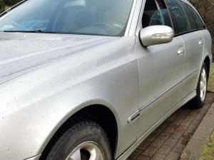 Pelēks Mercedes-Benz E 240 2003 Viļņa, ar dzinēja tilpumu 2.60 L un nobraukumu 300 tūkst. km par 1650 €, foto 15 vietnē AUTOMOTO.COM.LV