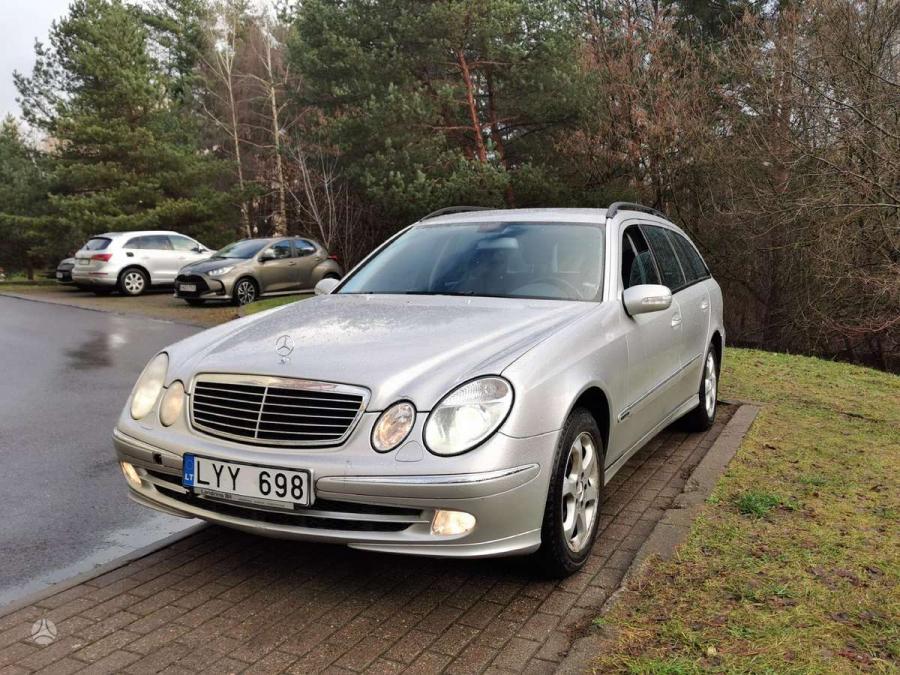 Pelēks Mercedes-Benz E 240 2003 Viļņa, ar dzinēja tilpumu 2.60 L un nobraukumu 300 tūkst. km par 1650 €, foto 38 vietnē AUTOMOTO.COM.LV