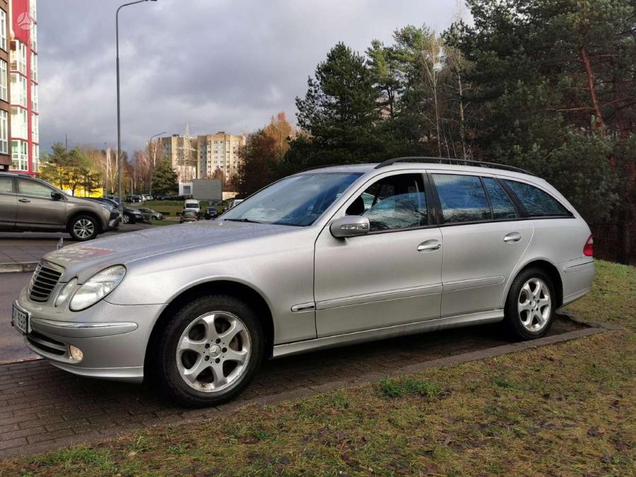 Pelēks Mercedes-Benz E 240 2003 Viļņa, ar dzinēja tilpumu 2.60 L un nobraukumu 300 tūkst. km par 1650 €, foto 39 vietnē AUTOMOTO.COM.LV