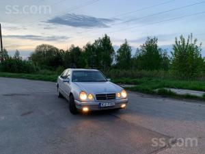 Mercedes-Benz E 240 1999 Rīga, ar dzinēja tilpumu 2.40 L un nobraukumu 220 tūkst. km par 1200 €, foto  vietnē AUTOMOTO.COM.LV