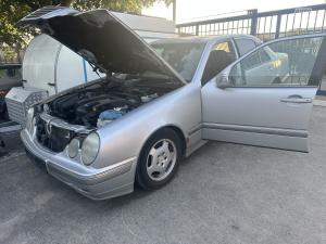 Мерседес E 240 2001 в Вилкавишкис, объемом двигателя 2.60 л и пробегом 173 тыс. км за 1600 €, фото 16 на AUTOMOTO.COM.LV