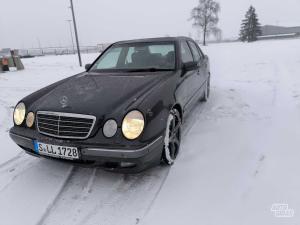 Мерседес E 240 2002 в Мариямполе, объемом двигателя 2.40 л и пробегом 107 тыс. км за 4400 €, фото 3 на AUTOMOTO.COM.LV