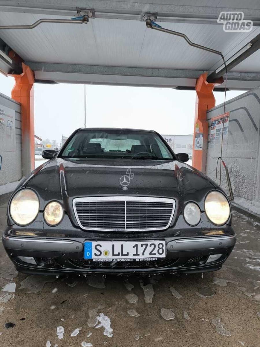 Мерседес E 240 2002 в Мариямполе, объемом двигателя 2.40 л и пробегом 107 тыс. км за 4400 €, фото 20 на AUTOMOTO.COM.LV