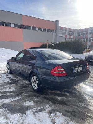 Мерседес E 240 2002 в Каунас, объемом двигателя 2.60 л и пробегом 294 тыс. км за 900 €, фото 6 на AUTOMOTO.COM.LV