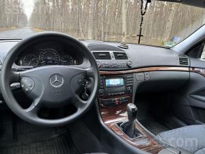 Mercedes-Benz E 240 2003 in Riga, with an engine capacity of 2.60 L and mileage of 167 thousand km for 2180 €, photo 23 on AUTOMOTO.COM.LV