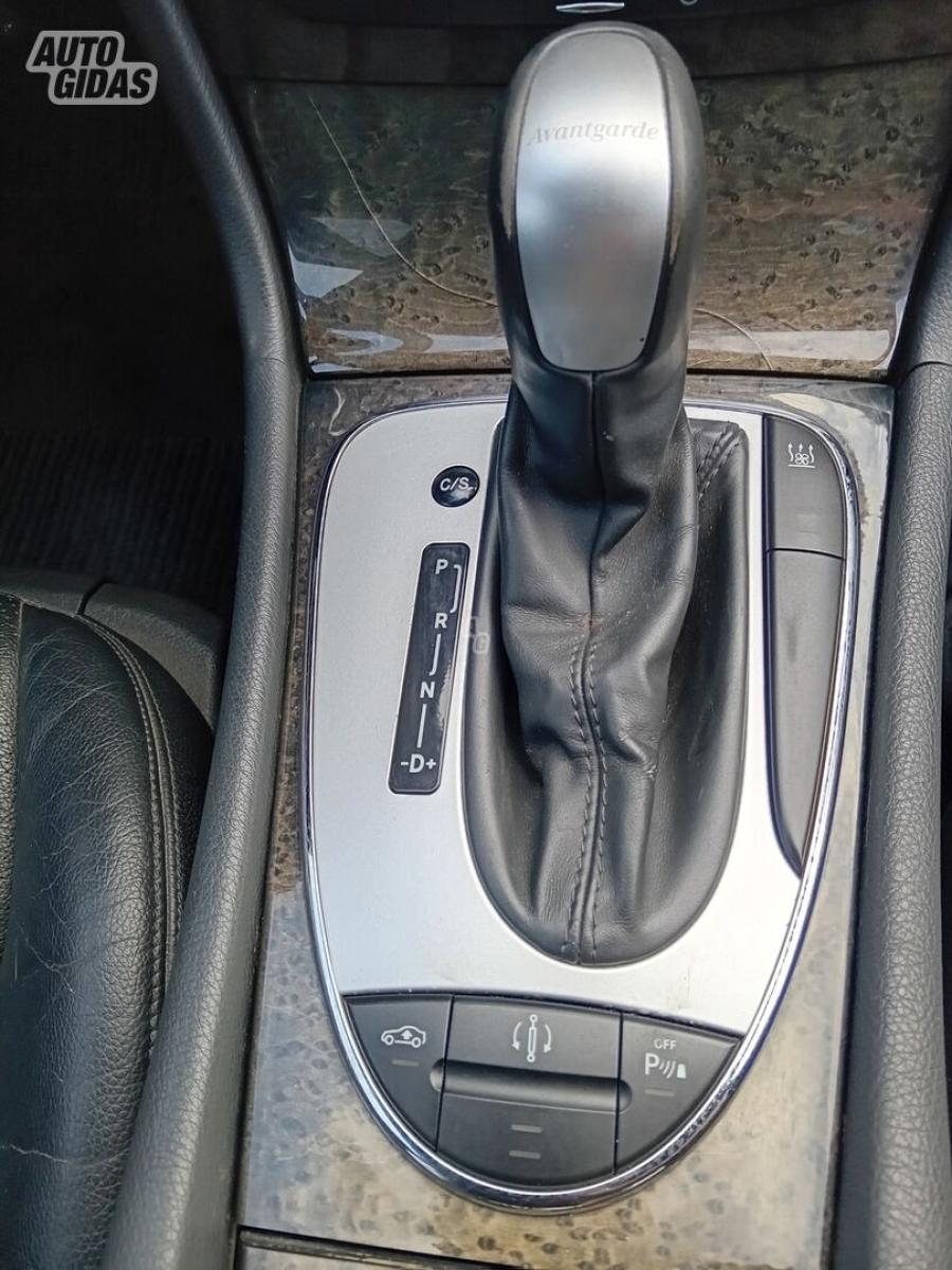 Mercedes-Benz E 240 2004 in Kelme, with an engine capacity of 2.60 L and mileage of 312 thousand km for 4200 €, photo 13 on AUTOMOTO.COM.LV