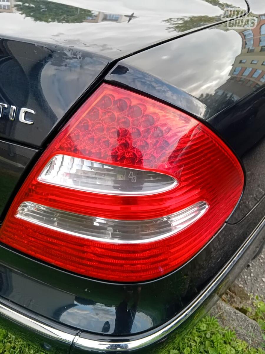 Mercedes-Benz E 240 2004 in Kelme, with an engine capacity of 2.60 L and mileage of 312 thousand km for 4200 €, photo 31 on AUTOMOTO.COM.LV