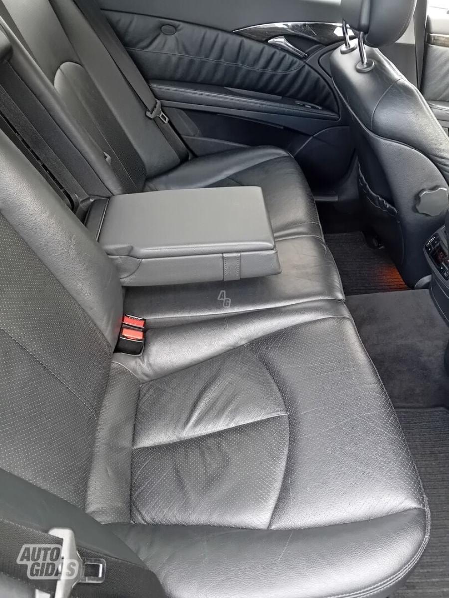 Mercedes-Benz E 240 2004 Kelmė, ar dzinēja tilpumu 2.60 L un nobraukumu 312 tūkst. km par 4200 €, foto 30 vietnē AUTOMOTO.COM.LV