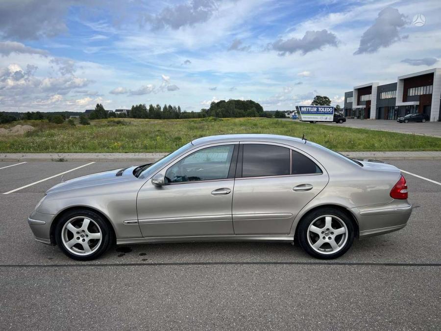 Мерседес E 240 2004 в Вильнюс, объемом двигателя 2.59 л и пробегом 395 тыс. км за 2300 €, фото 6 на AUTOMOTO.COM.LV