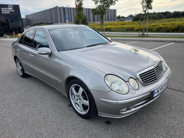Мерседес E 240 2004 в Вильнюс на AUTOMOTO.COM.LV Мерседес E 240 2004 в Вильнюс, объемом двигателя 2.59 л и пробегом 395 тыс. км за 2300 €, фото 11 на AUTOMOTO.COM.LV