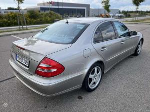 Мерседес E 240 2004 в Вильнюс, объемом двигателя 2.59 л и пробегом 395 тыс. км за 2300 €, фото 12 на AUTOMOTO.COM.LV
