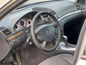 Мерседес E 240 2004 в Вильнюс, объемом двигателя 2.59 л и пробегом 395 тыс. км за 2300 €, фото 21 на AUTOMOTO.COM.LV