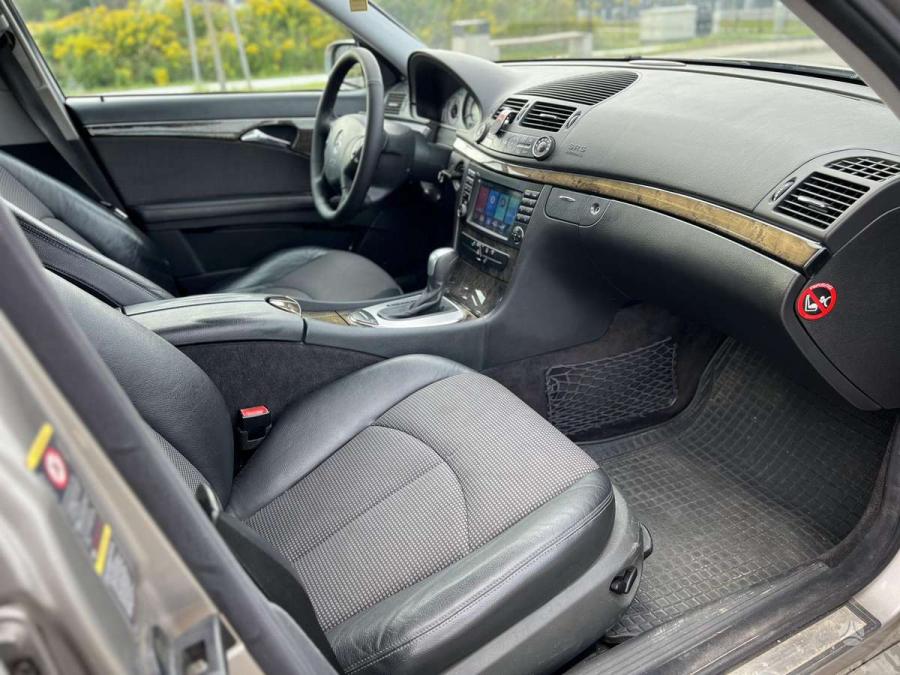 Мерседес E 240 2004 в Вильнюс, объемом двигателя 2.59 л и пробегом 395 тыс. км за 2300 €, фото 27 на AUTOMOTO.COM.LV