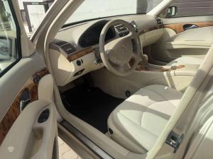 Белый Мерседес E 240 2002 в Выру, объемом двигателя 2.60 л и пробегом 323 тыс. км за 3400 €, фото 6 на AUTOMOTO.COM.LV