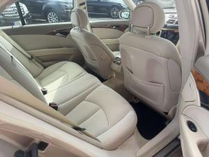 Белый Мерседес E 240 2002 в Выру, объемом двигателя 2.60 л и пробегом 323 тыс. км за 3400 €, фото 9 на AUTOMOTO.COM.LV
