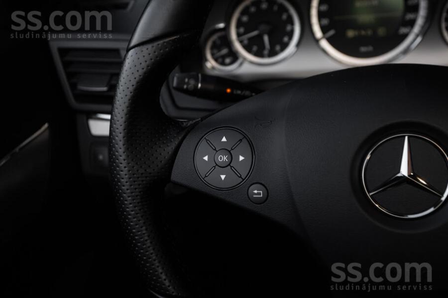 Melns Mercedes-Benz e-250 2010 Jelgava, ar dzinēja tilpumu 1.80 L un nobraukumu 0 tūkst. km par 9200 €, foto 26 vietnē AUTOMOTO.COM.LV