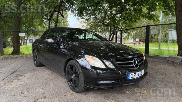 Mercedes-Benz e-250 2012 in Riga on AUTOMOTO.COM.LV Black Mercedes-Benz e-250 2012 in Riga, with an engine capacity of 2.20 L and mileage of 229 thousand km for 12300 €, photo 3 on AUTOMOTO.COM.LV