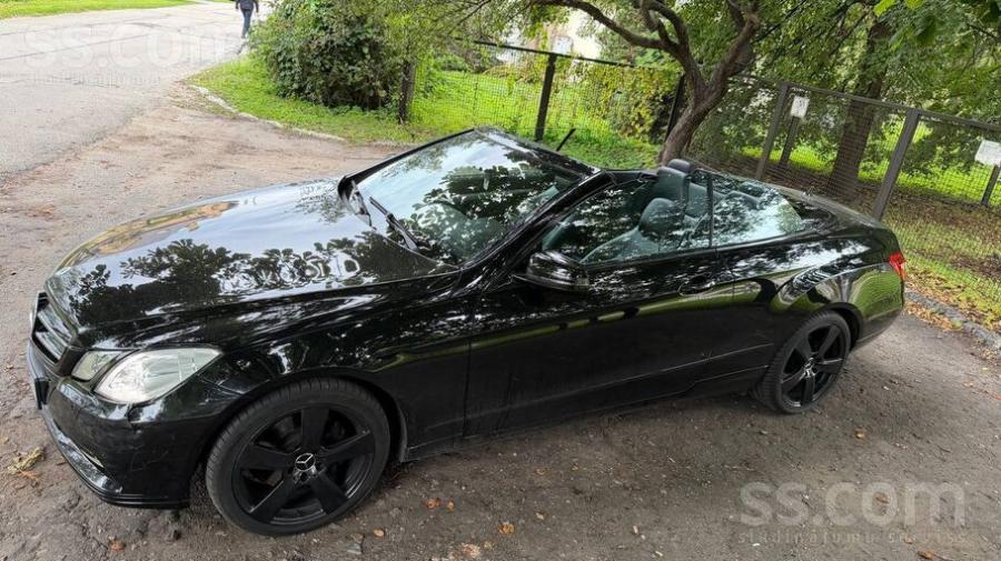 Black Mercedes-Benz e-250 2012 in Riga, with an engine capacity of 2.20 L and mileage of 229 thousand km for 12300 €, photo 5 on AUTOMOTO.COM.LV
