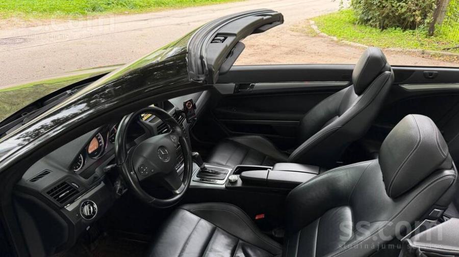 Black Mercedes-Benz e-250 2012 in Riga, with an engine capacity of 2.20 L and mileage of 229 thousand km for 12300 €, photo 13 on AUTOMOTO.COM.LV