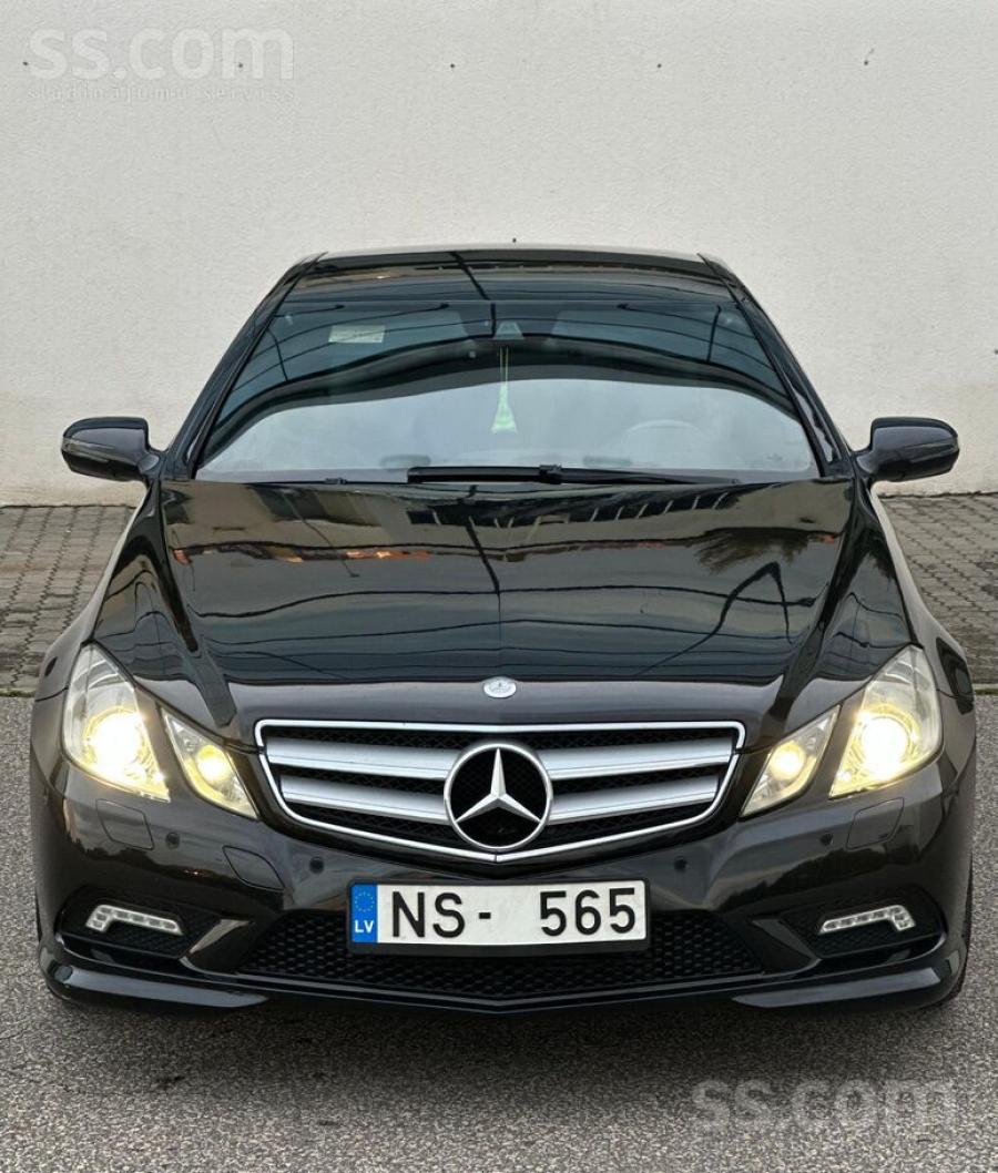 Black Mercedes-Benz e-250 2009 in Riga, with an engine capacity of 2.20 L and mileage of 293 thousand km for 7850 €, photo 2 on AUTOMOTO.COM.LV