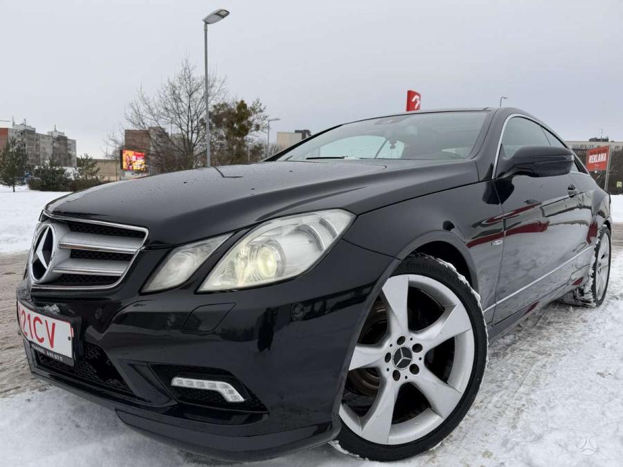 Melns Mercedes-Benz e-250 2009 Kauņa, ar dzinēja tilpumu 2.14 L un nobraukumu 291 tūkst. km par 7000 €, foto 1 vietnē AUTOMOTO.COM.LV