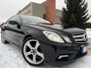 Melns Mercedes-Benz e-250 2009 Kauņa, ar dzinēja tilpumu 2.14 L un nobraukumu 291 tūkst. km par 7000 €, foto 2 vietnē AUTOMOTO.COM.LV