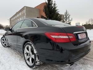 Melns Mercedes-Benz e-250 2009 Kauņa, ar dzinēja tilpumu 2.14 L un nobraukumu 291 tūkst. km par 7000 €, foto 3 vietnē AUTOMOTO.COM.LV