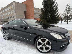Melns Mercedes-Benz e-250 2009 Kauņa, ar dzinēja tilpumu 2.14 L un nobraukumu 291 tūkst. km par 7000 €, foto 18 vietnē AUTOMOTO.COM.LV