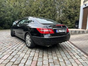 Melns Mercedes-Benz e-250 2009 Rīga, ar dzinēja tilpumu 2.20 L un nobraukumu 300 tūkst. km par 9400 €, foto 3 vietnē AUTOMOTO.COM.LV
