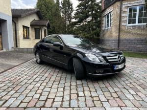 Melns Mercedes-Benz e-250 2009 Rīga, ar dzinēja tilpumu 2.20 L un nobraukumu 300 tūkst. km par 9400 €, foto 5 vietnē AUTOMOTO.COM.LV