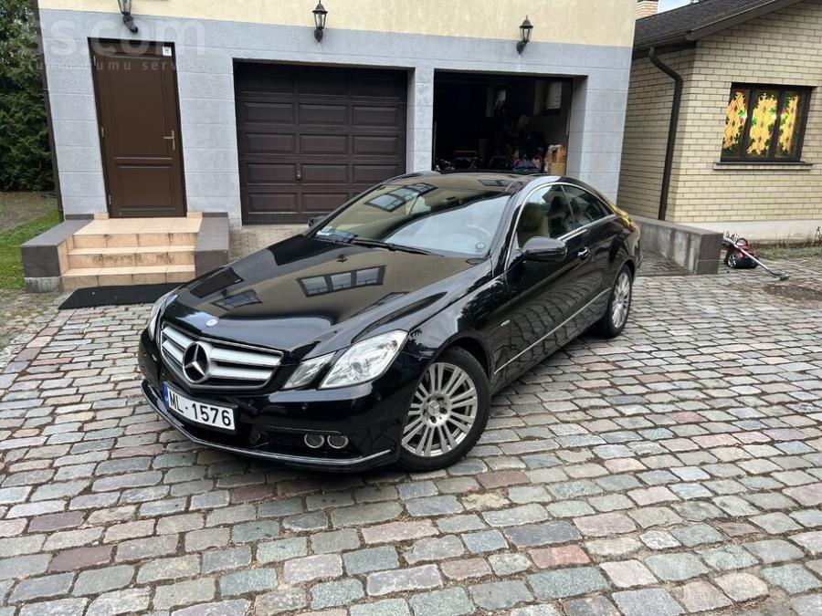 Melns Mercedes-Benz e-250 2009 Rīga, ar dzinēja tilpumu 2.20 L un nobraukumu 300 tūkst. km par 9400 €, foto 10 vietnē AUTOMOTO.COM.LV