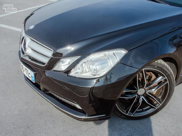 Melns Mercedes-Benz e-250 2009 Raseiniai, ar dzinēja tilpumu 2.20 L un nobraukumu 270 tūkst. km par 6950 €, foto 5 vietnē AUTOMOTO.COM.LV