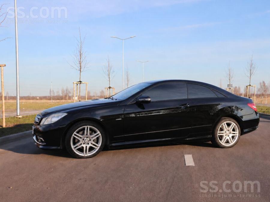 Melns Mercedes-Benz e-250 2009 Liepāja, ar dzinēja tilpumu 2.20 L un nobraukumu 345 tūkst. km par 8995 €, foto 13 vietnē AUTOMOTO.COM.LV