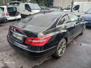 Melns Mercedes-Benz e-250 2010 Tauragė, ar dzinēja tilpumu 0.00 L un nobraukumu 283 tūkst. km par 3900 €, foto 4 vietnē AUTOMOTO.COM.LV