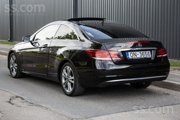 Black Mercedes-Benz e-250 2015 in Riga, with an engine capacity of 2.20 L and mileage of 231 thousand km for 14990 €, photo 3 on AUTOMOTO.COM.LV