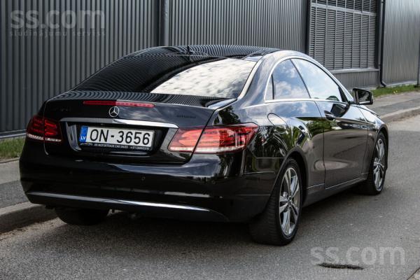 Black Mercedes-Benz e-250 2015 in Riga, with an engine capacity of 2.20 L and mileage of 231 thousand km for 14990 €, photo 4 on AUTOMOTO.COM.LV