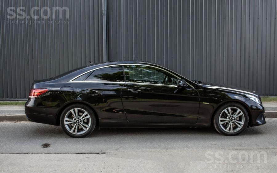 Черный Мерседес E 250 2015 в Рига, объемом двигателя 2.20 л и пробегом 231 тыс. км за 14990 €, фото 28 на AUTOMOTO.COM.LV
