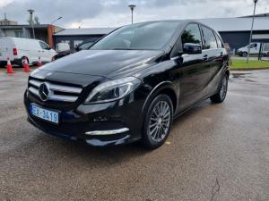 Melns Mercedes-Benz e-250 2017 Rīga, ar dzinēja tilpumu 0.00 L un nobraukumu 117 tūkst. km par 12990 €, foto  vietnē AUTOMOTO.COM.LV