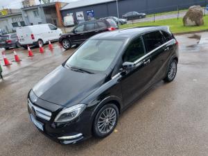 Черный Мерседес E 250 2017 в Рига, объемом двигателя 0.00 л и пробегом 117 тыс. км за 12990 €, фото 19 на AUTOMOTO.COM.LV
