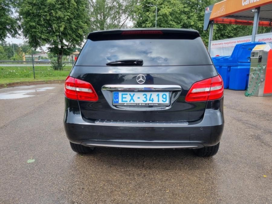 Черный Мерседес E 250 2017 в Рига, объемом двигателя 0.00 л и пробегом 117 тыс. км за 12990 €, фото 22 на AUTOMOTO.COM.LV