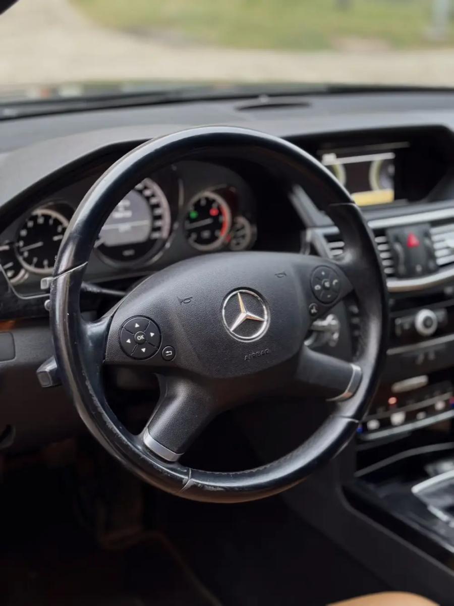 Melns Mercedes-Benz e-250 2009 Rīga, ar dzinēja tilpumu 2.20 L un nobraukumu 187 tūkst. km par 7600 €, foto 15 vietnē AUTOMOTO.COM.LV