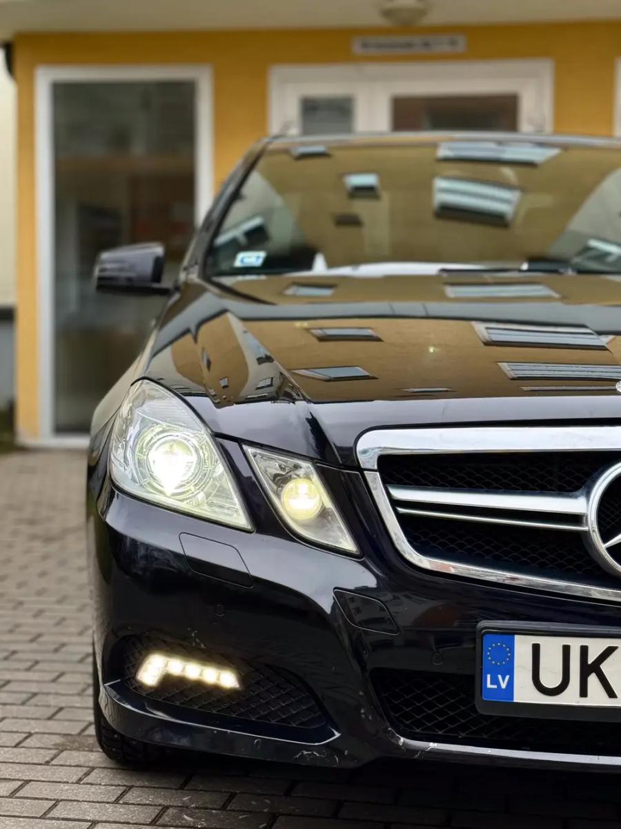 Melns Mercedes-Benz e-250 2009 Rīga, ar dzinēja tilpumu 2.20 L un nobraukumu 187 tūkst. km par 7600 €, foto 21 vietnē AUTOMOTO.COM.LV