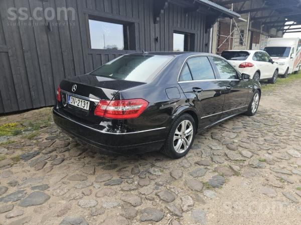 Melns Mercedes-Benz e-250 2009 Cēsis, ar dzinēja tilpumu 2.20 L un nobraukumu 368 tūkst. km par 7250 €, foto 5 vietnē AUTOMOTO.COM.LV