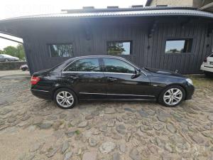 Черный Мерседес E 250 2009 в Цесис, объемом двигателя 2.20 л и пробегом 368 тыс. км за 6750 €, фото 5 на AUTOMOTO.COM.LV