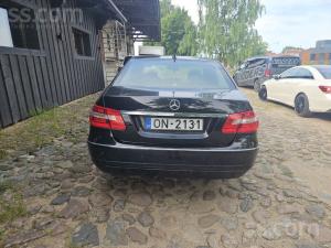 Черный Мерседес E 250 2009 в Цесис, объемом двигателя 2.20 л и пробегом 368 тыс. км за 6750 €, фото 7 на AUTOMOTO.COM.LV