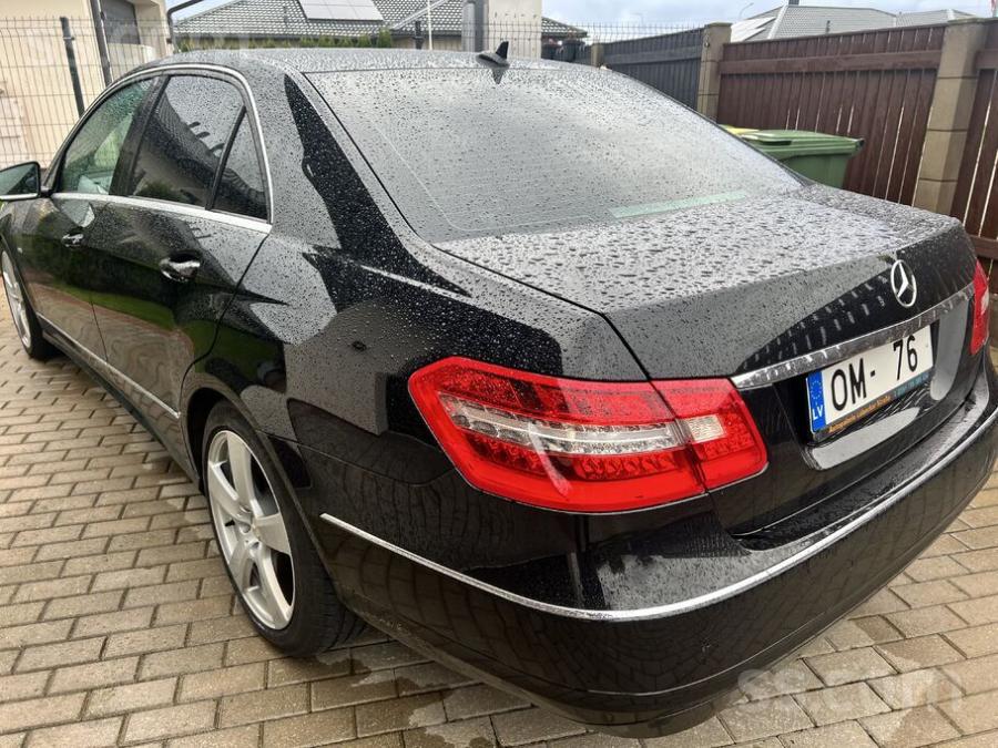 Melns Mercedes-Benz e-250 2009 Rīga, ar dzinēja tilpumu 2.50 L un nobraukumu 244 tūkst. km par 7500 €, foto 3 vietnē AUTOMOTO.COM.LV