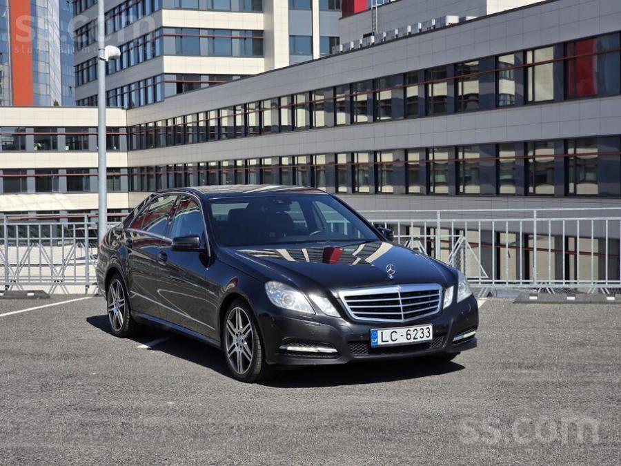 Black Mercedes-Benz e-250 2010 in Riga, with an engine capacity of 2.20 L and mileage of 281 thousand km for 9700 €, photo 3 on AUTOMOTO.COM.LV