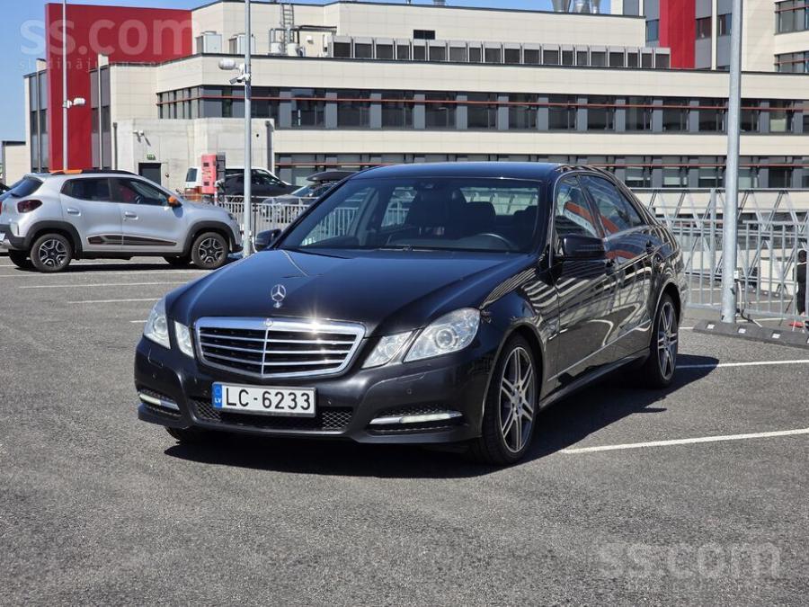Black Mercedes-Benz e-250 2010 in Riga, with an engine capacity of 2.20 L and mileage of 281 thousand km for 9700 €, photo 4 on AUTOMOTO.COM.LV